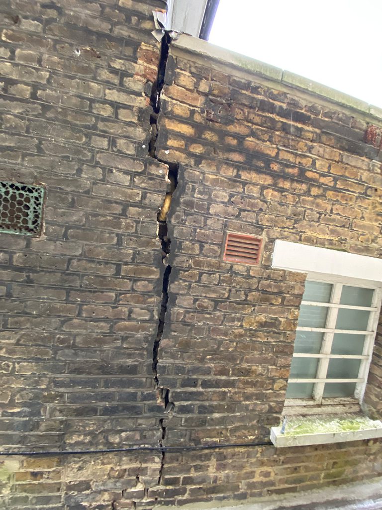 Structural Surveys Versus Structural Engineers Reports Pole Wimbledon structural-surveys-versus-structural-engineers-reports-pole-wimbledon